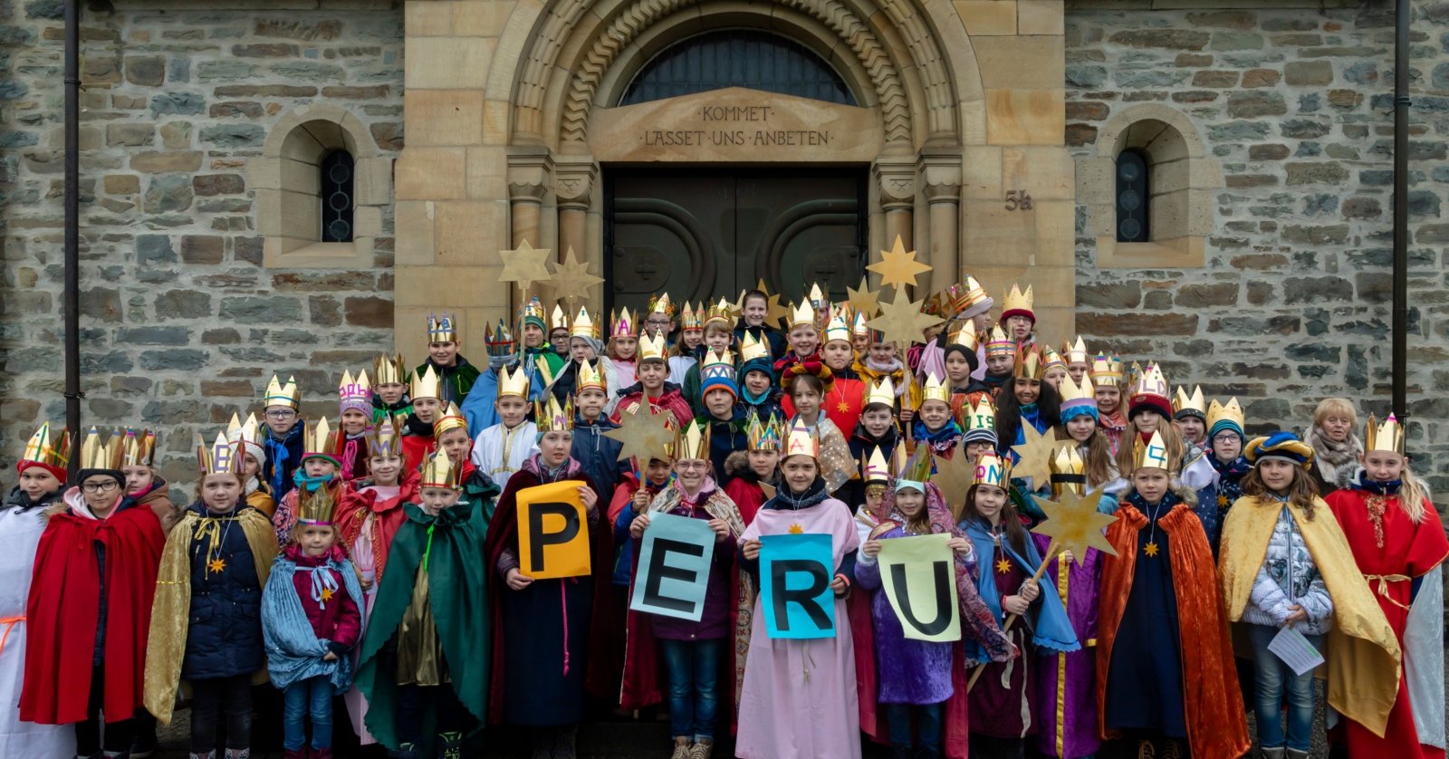 Kinder helfen Kindern! - Sternsinger 2019